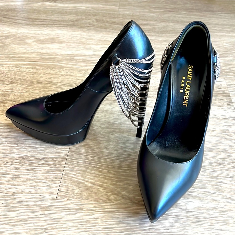 Ysl Black Leather Stacked Pumps With Silver Chains - Gem